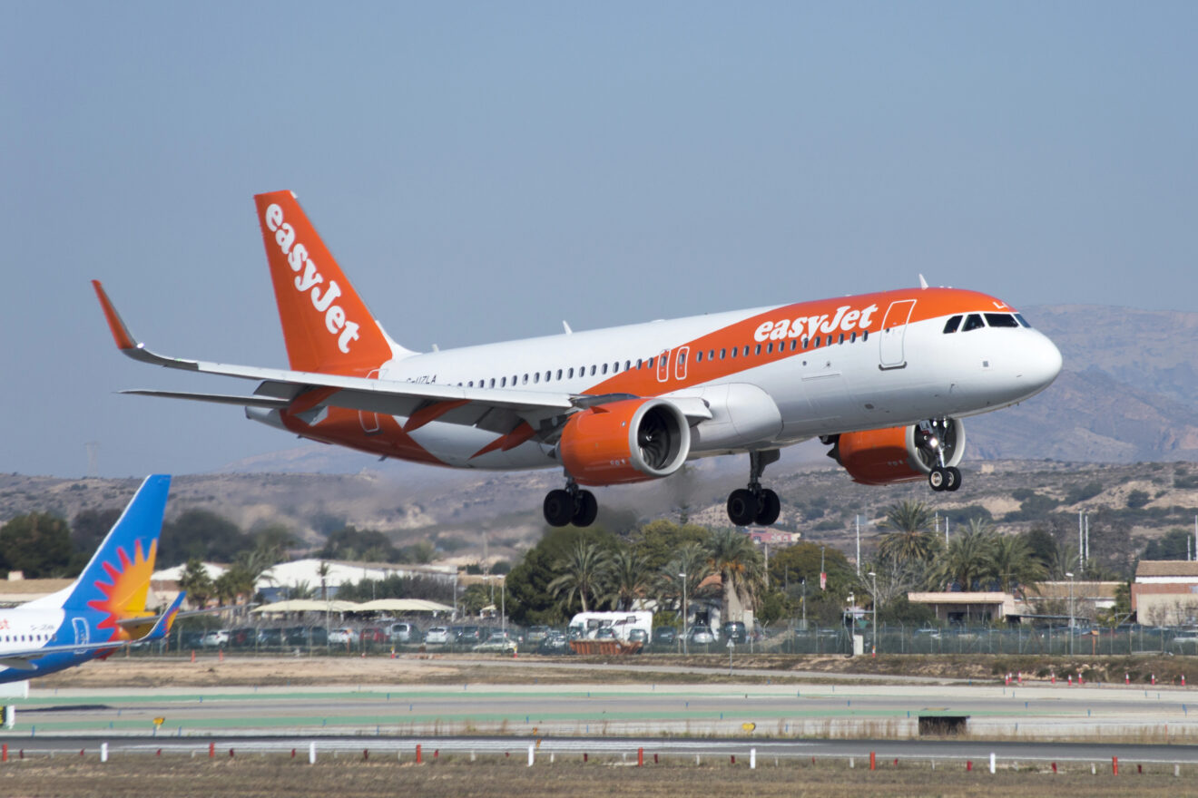 Décès à bord d’un avion easyJet – PNC Contact